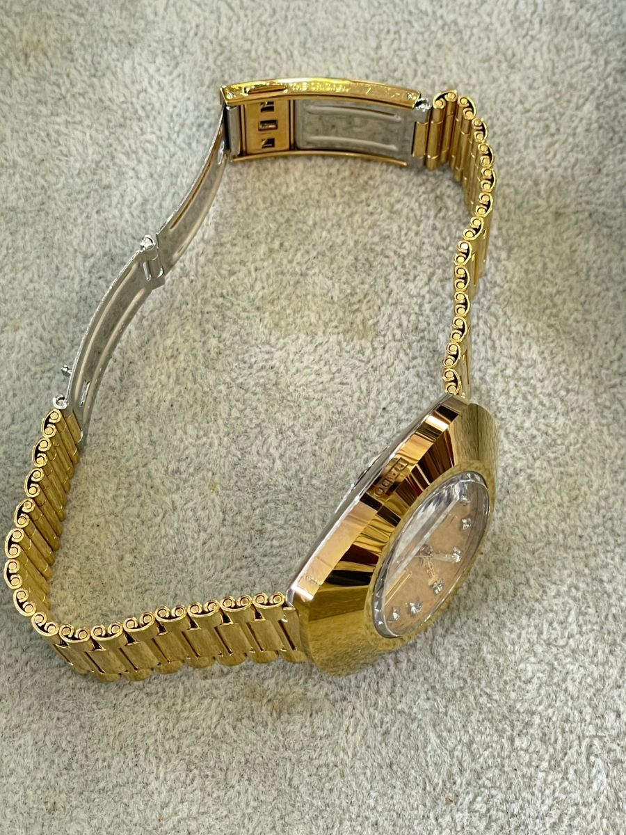 เวลาดีดี-นาฬิกา (สินค้ามือสอง สภาพ 95% เหมือนใหม่) นาฬิกาข้อมือ Rado ...